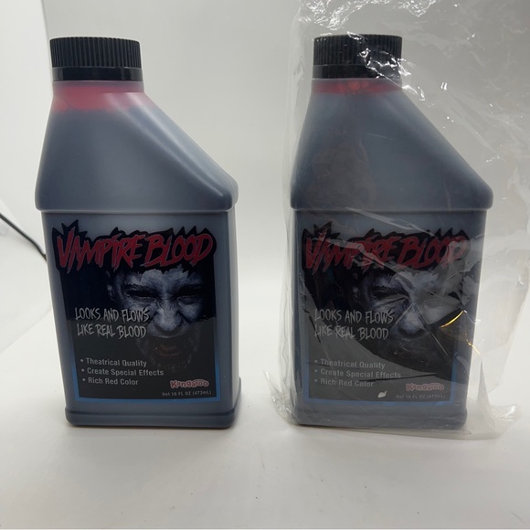 kangaROOS | Makeup | Kangaroo Vampire Blood 6 Oz Bottle New Nip Looks ...